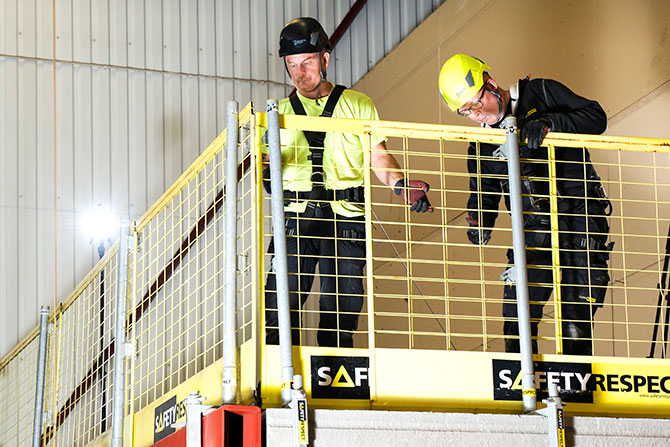 Collective fall protection – Basic - SAFETYRESPECT